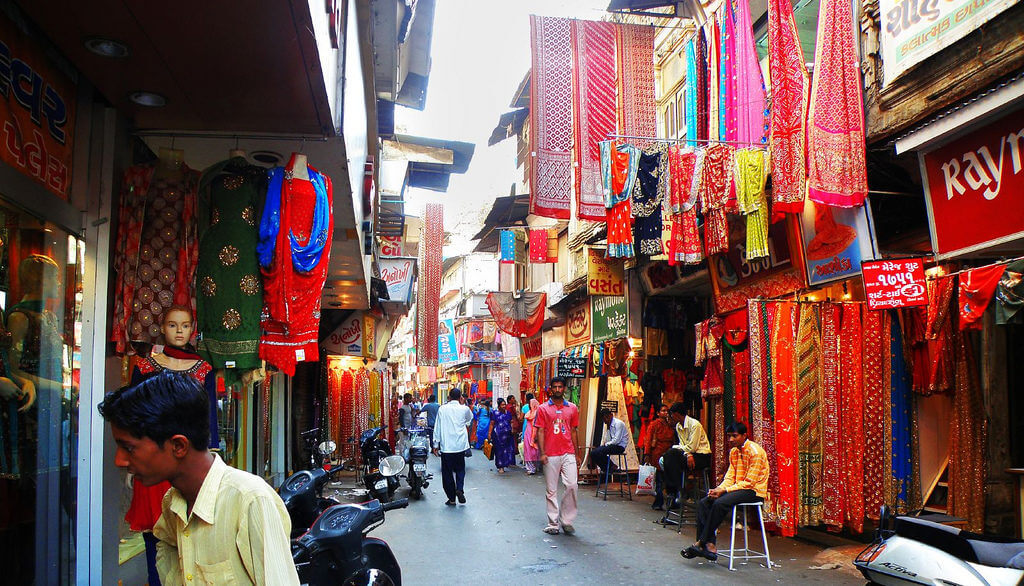 India s Fashion Retail Sector An Overview Brand Experts india-s-fashion-retail-sector-an-overview-brand-experts